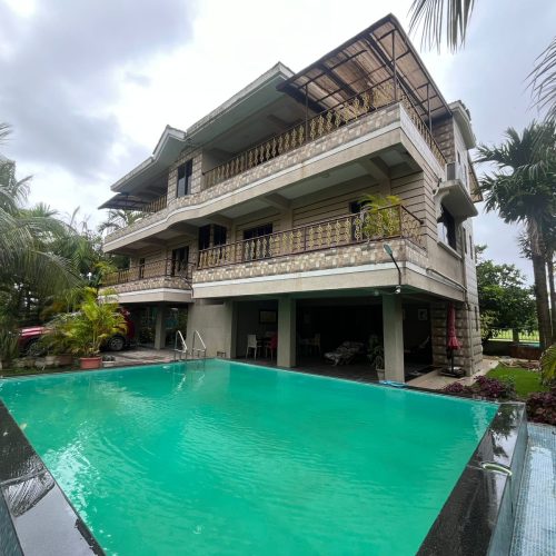 Villa Novara - Weekend Thrills